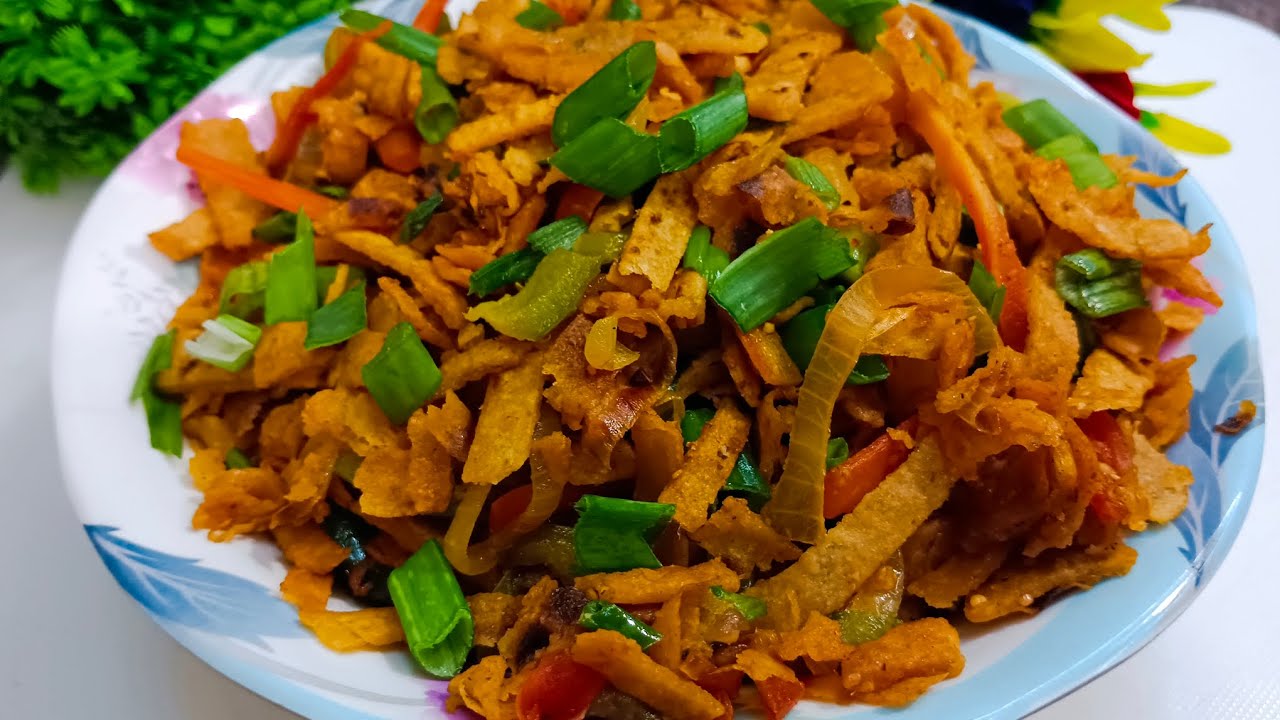 Roti Chow-mein Recipe | आटे से बना हुआ हेल्दी चाउमीन स्नैक्स | Roti ...