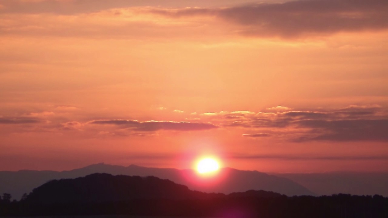 The first sunrise of 2017 初日の出2017年 The first sun rise in Japan. - YouTube