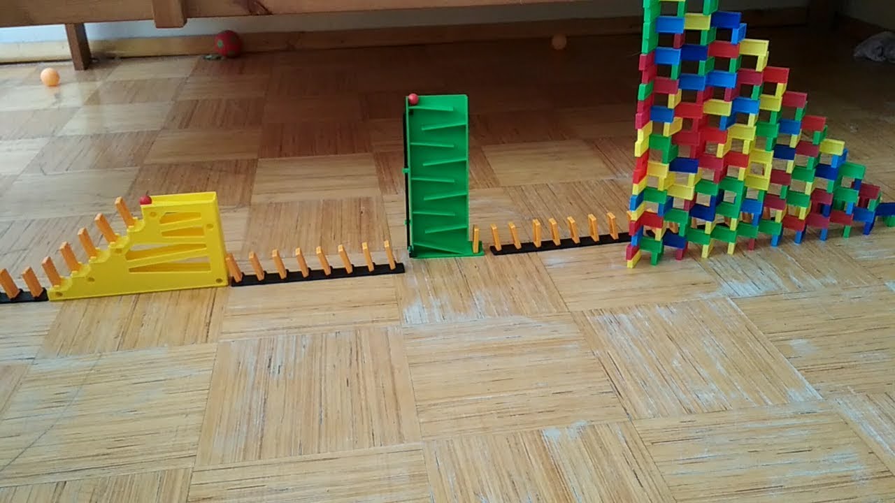 Amazing Domino Tricks With Domino Express #2 - YouTube