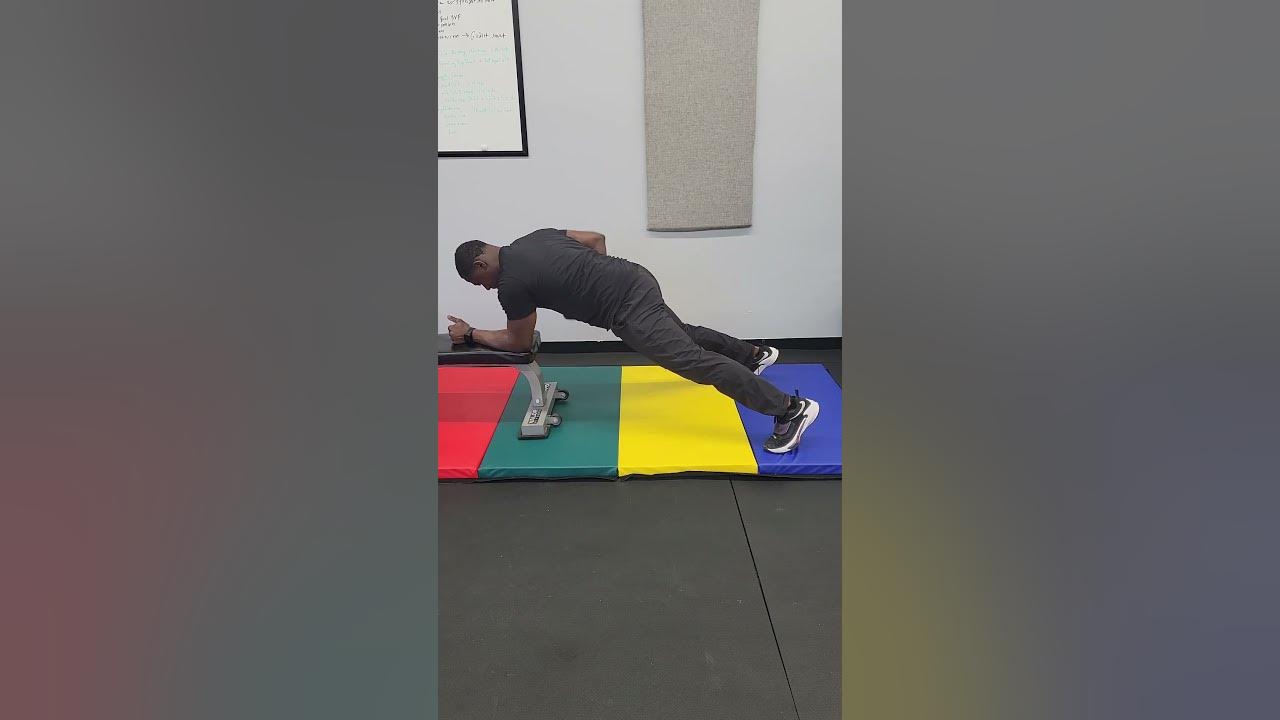 Elevated Plank + Single Arm Row Combo - YouTube