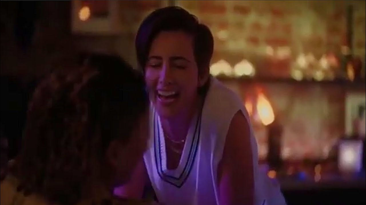 Finley and Sophie - The L Word Generation Q (3x05) - YouTube