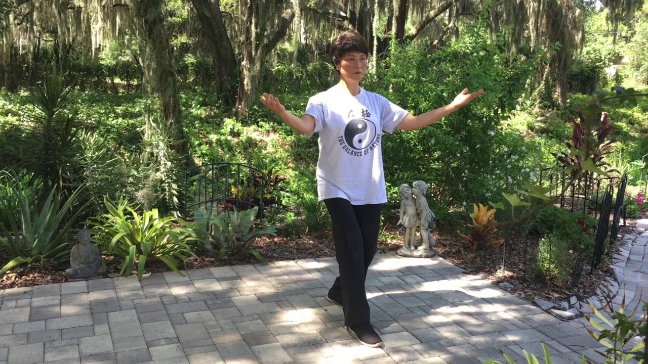 Qi Gong for Total Body and Mind - YouTube