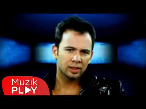 Berksan - Bir Şeyler Oluyor (Official Video)