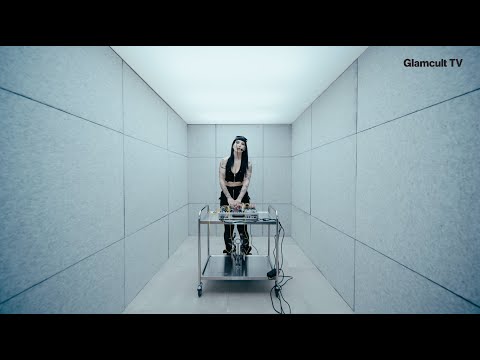 Glamcult TV — Mila V