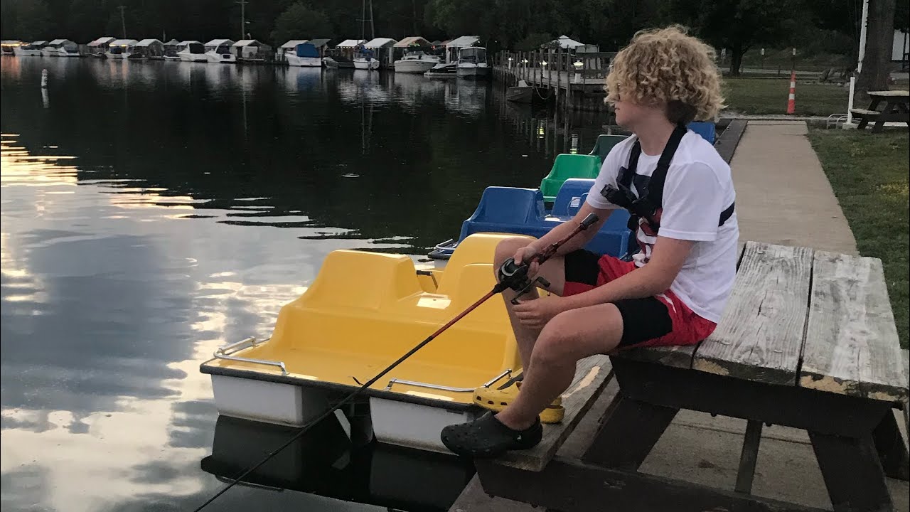 Fishing at the Lagoon! (Big Fish Caught?!) - YouTube