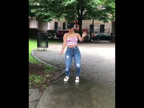 Caomi Madalis on   Lea dije que les teng