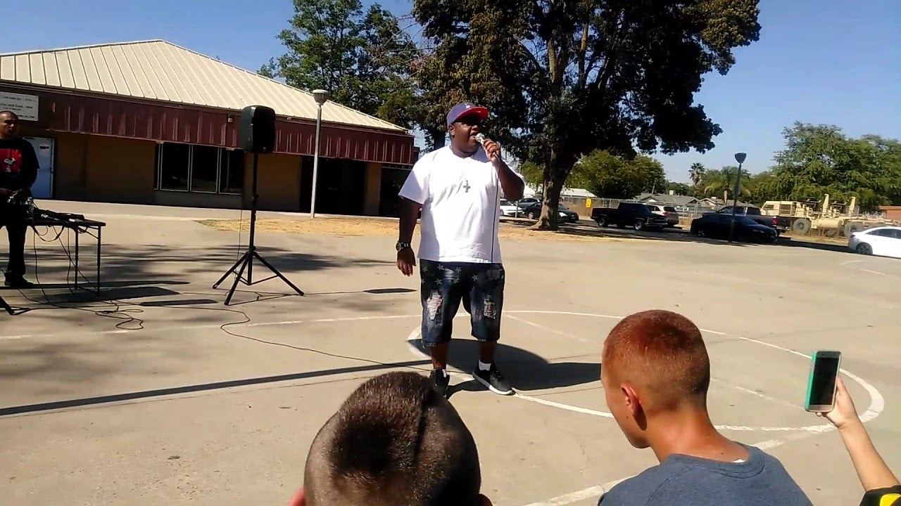 C-Flo Johnson rap - YouTube