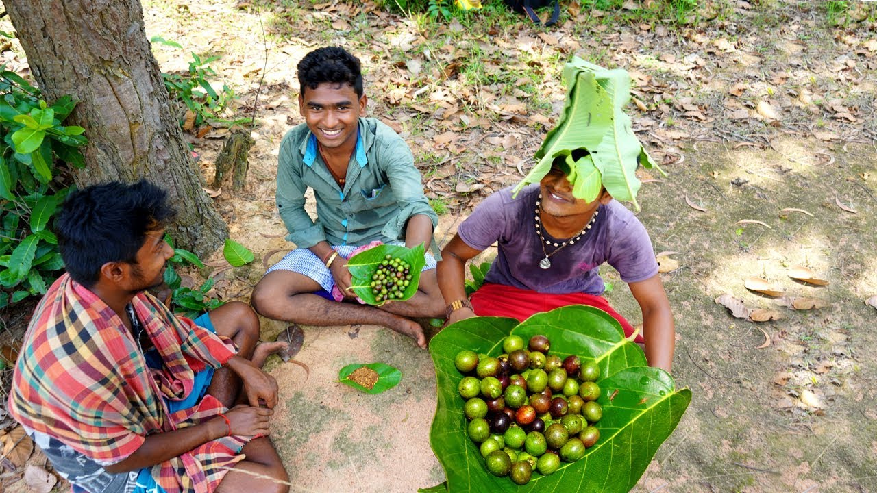 MOUTHWATERING PIYAL- Nun Lanka Bata Diye Piyal Fal | Eating Piyal with ...