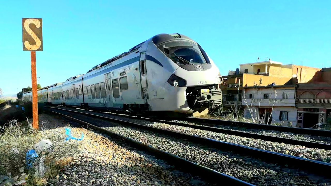 SNTF ALGERIE | Train CORADIA d'aujourd'hui (Alger - Oran) à gare de # ...
