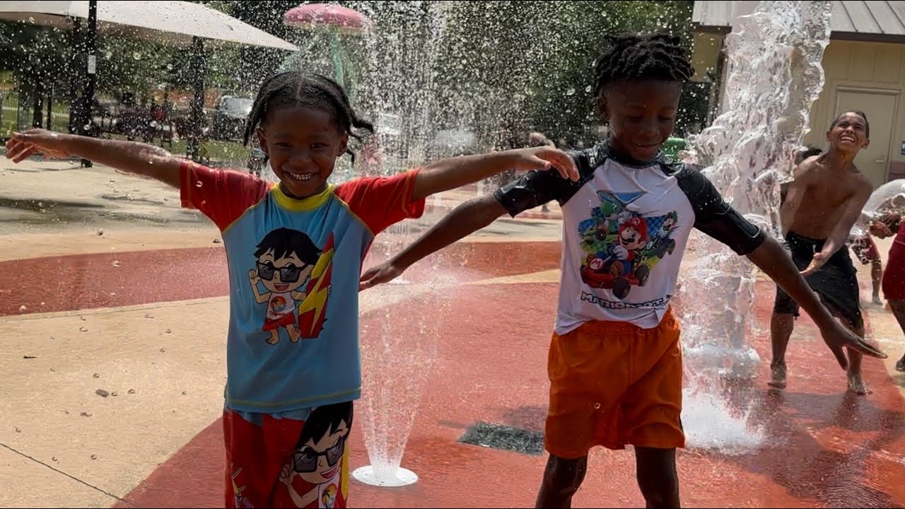 We are back!!! Jr & Tre mini splash pad Vlog!.. - YouTube