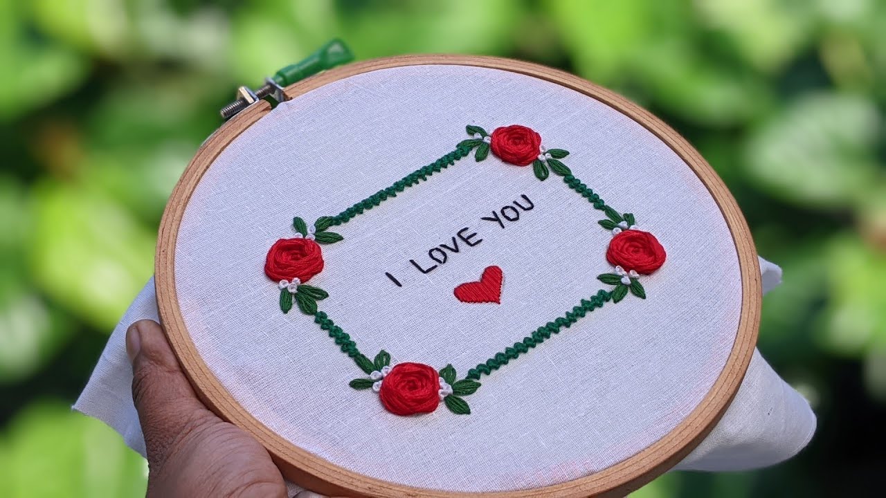 Simple Gift Embroidery Design For Beginners - YouTube