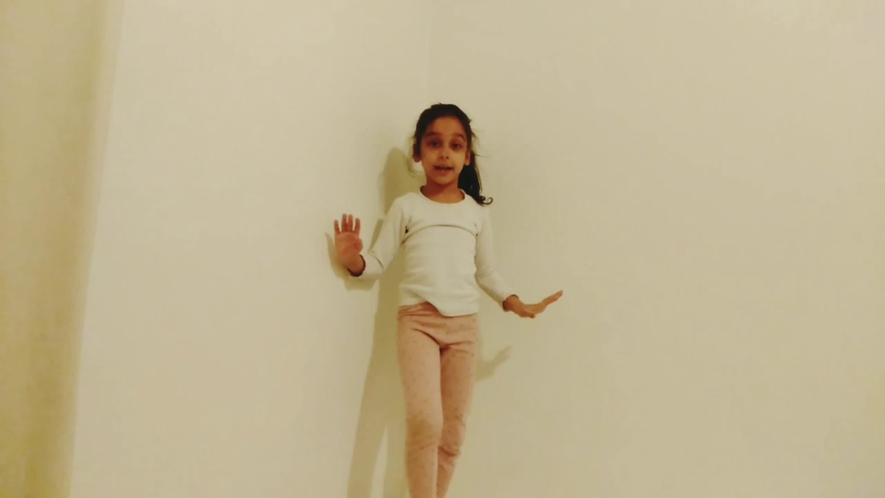 How To Do A Handstand & Headstand by little girl - YouTube