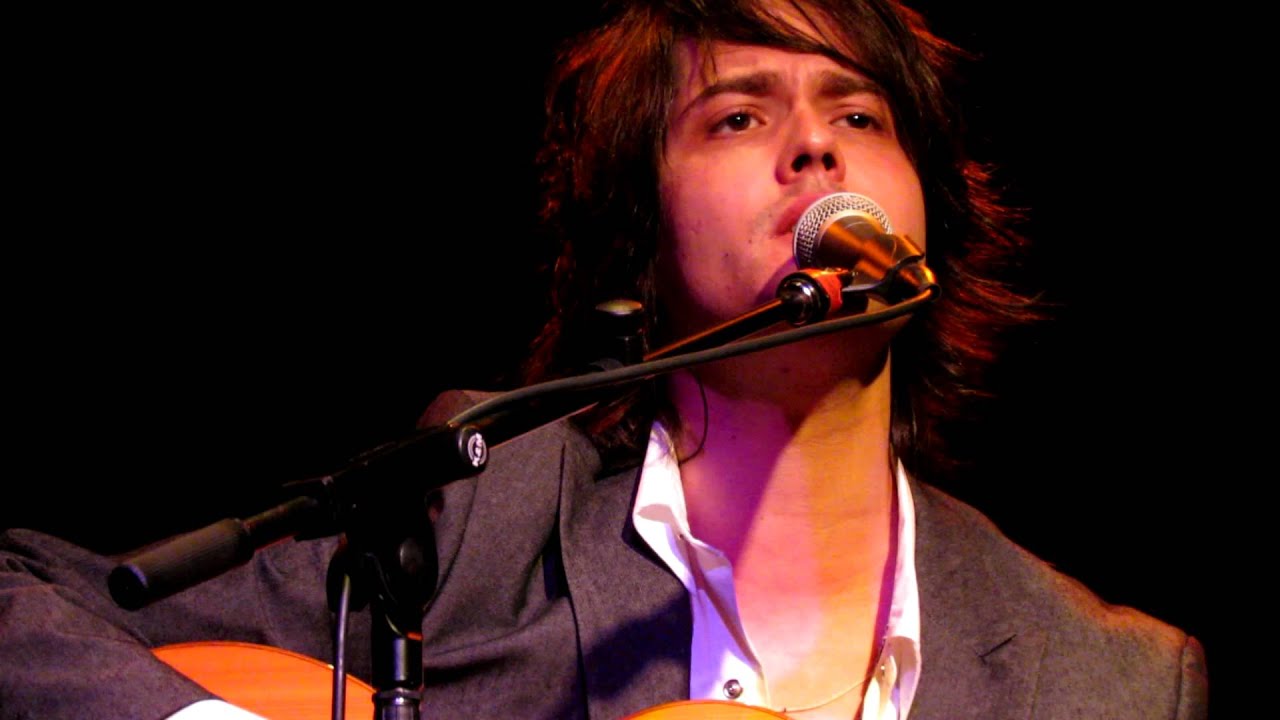 FILIPE CATTO - Malandragem - Cássia por Eles - Brasília 29 06 12 - YouTube