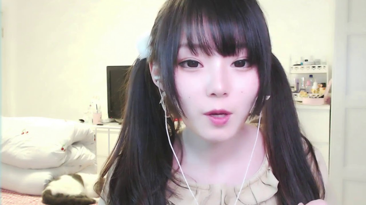 Chinese ASMR meng meng da 23333 - YouTube