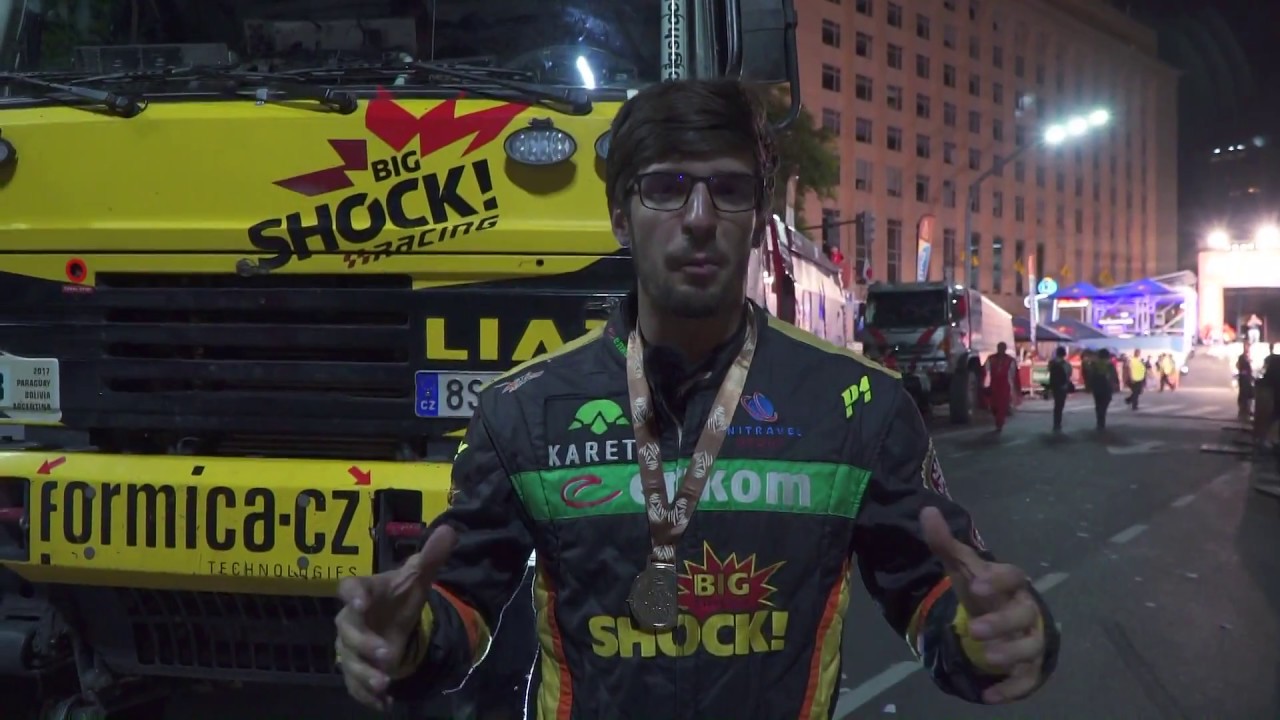 Martin Macík jr. v cíli poslední etapy // Dakar 2017 - YouTube