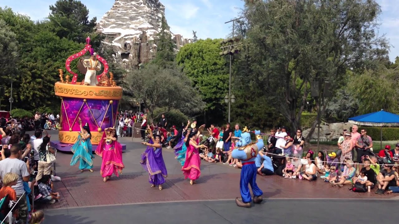 Aladdin disneyland california parade - YouTube