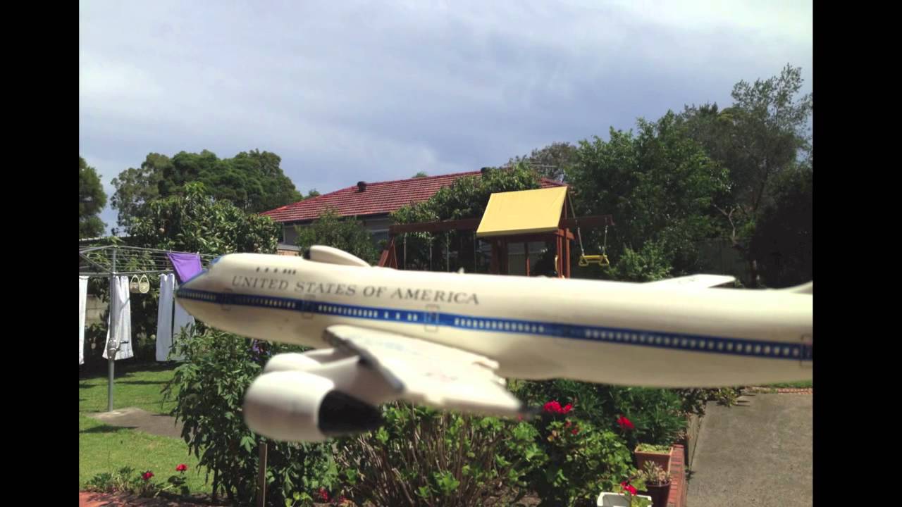 Revell USAF E-4B Build - YouTube