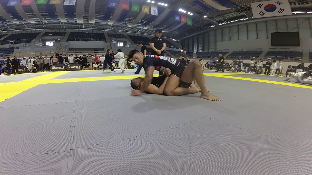 Mat 3 경기 113 Thomas Jessop v 고석현 노기 블루벨트 남성부 -88kg (리그로얄 9 부산 주짓수 대회 ...