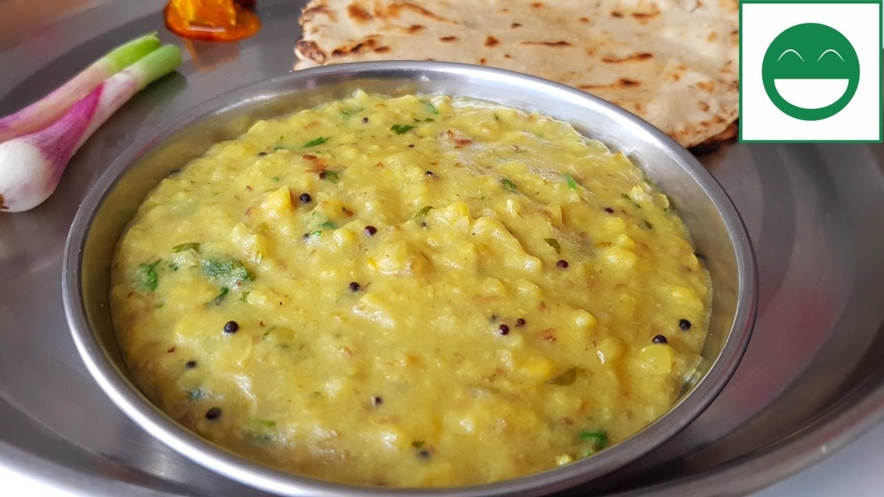 पिठलं रेसिपी | Authentic Maharashtrian Pithala Recipe | Besan Pithla ...