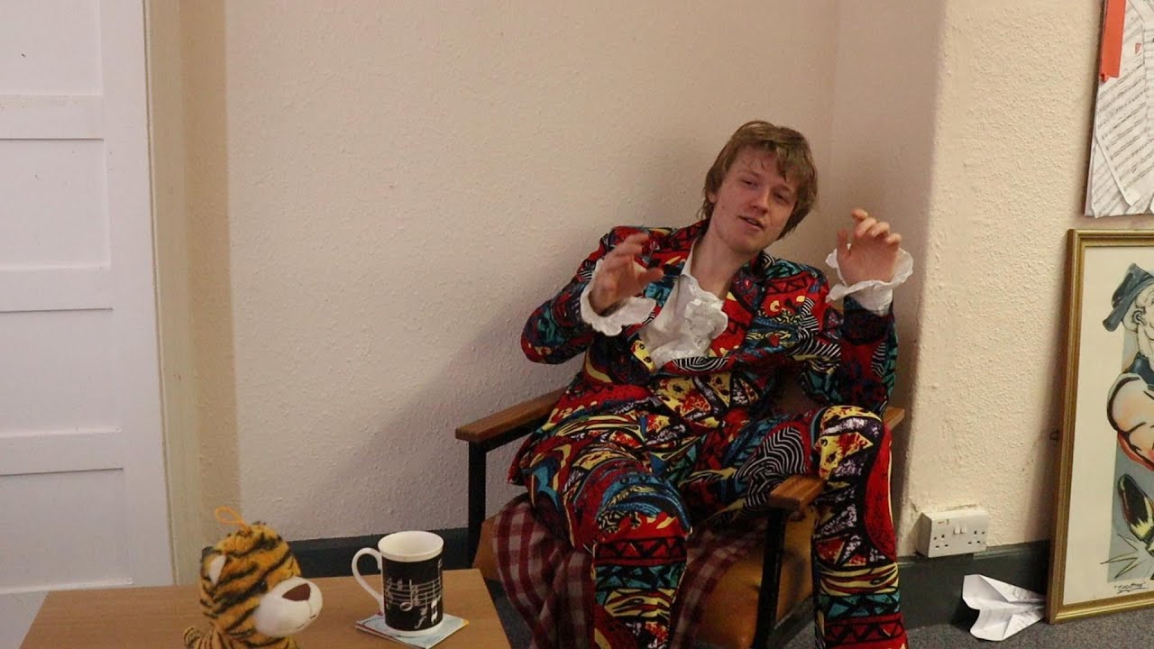 Crazy Carl In The Quiet Corner - YouTube