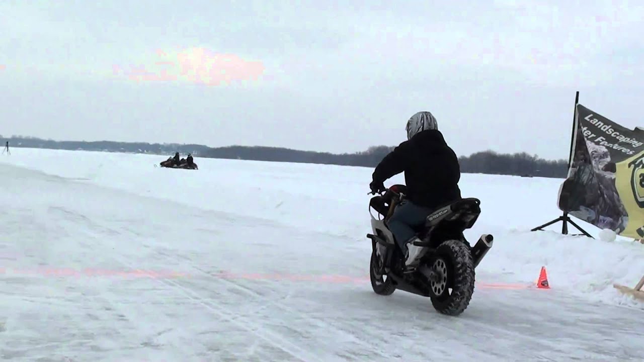 Ice Stunt Riding.mp4 - YouTube