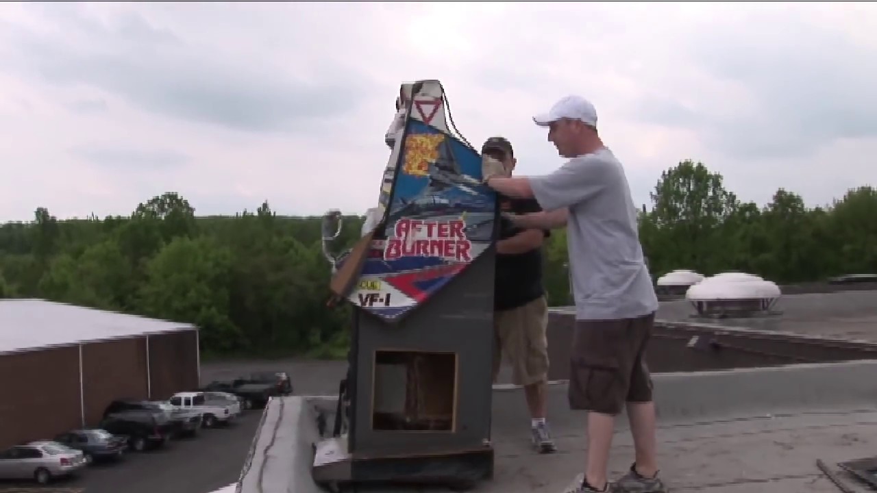 #43 JUNK Arcade Video Games & Pinball Machines Destroyed! TNT ...