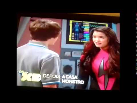 Skylar kisses oliver (Skoliver)