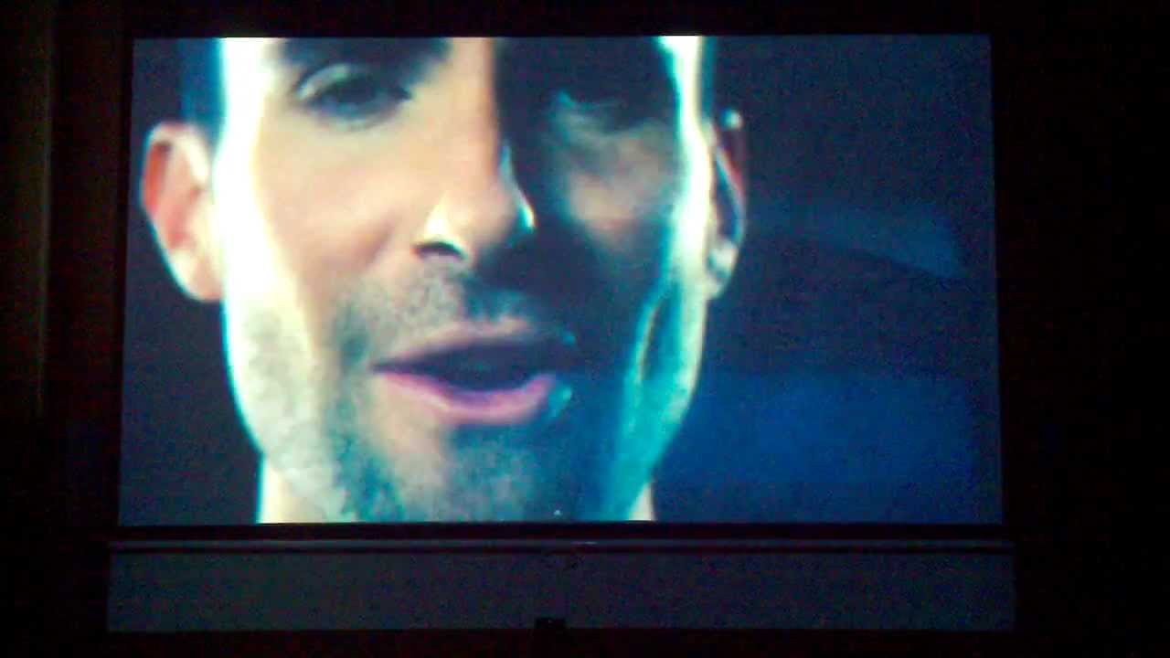 Epson EX5200 - 92 Inch Screen - YouTube