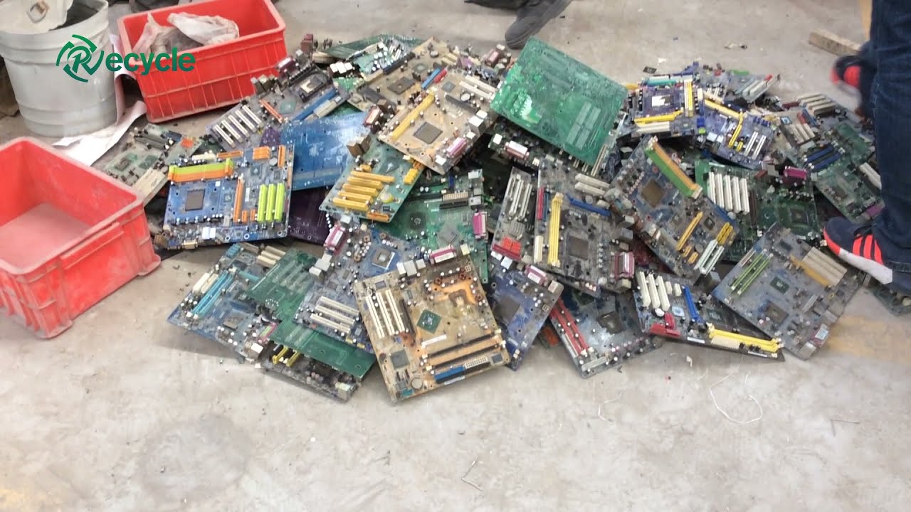 Computer Boards Recycling Plant: PCB Dismantling, Crushing, Separating ...