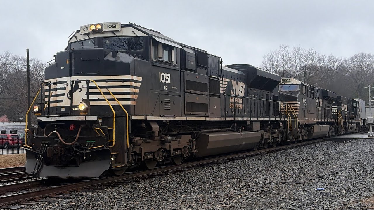 NS 1051 leads a very long 24X going track speed!! 2-27-2026 - YouTube
