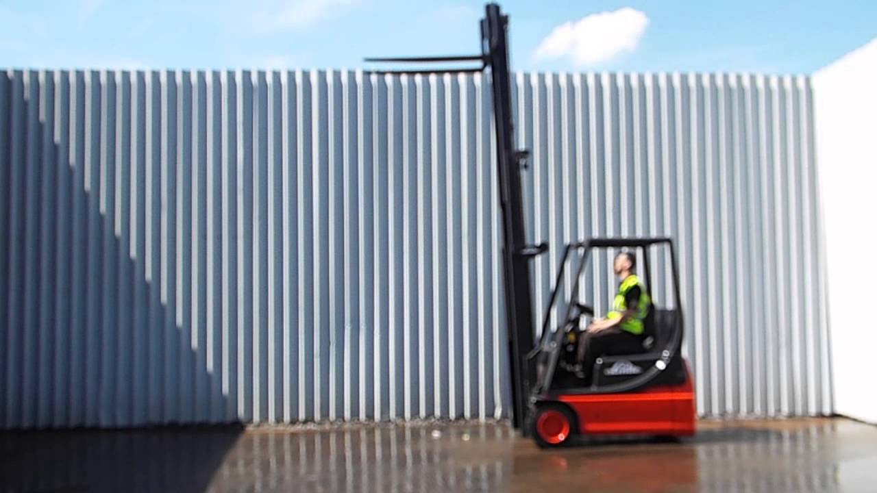 LINDE E14 ELECTRIC FORKLIFT TRUCK - YouTube