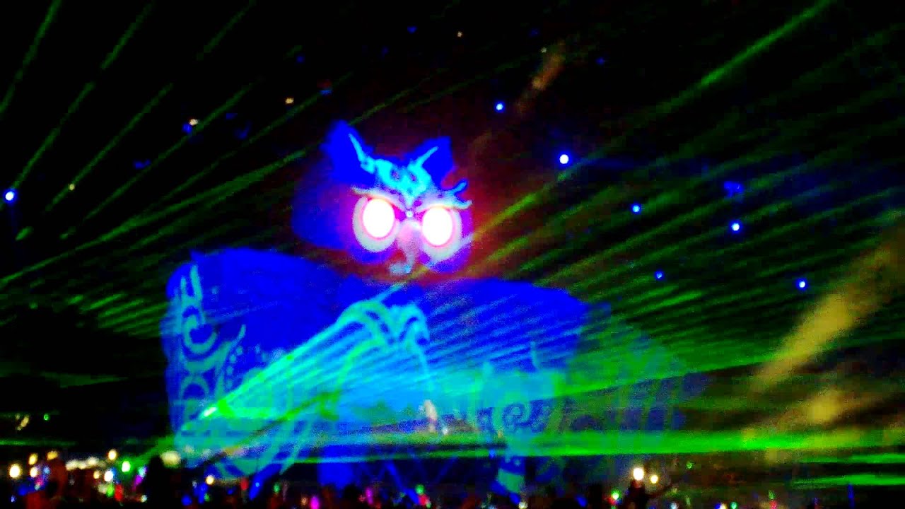 Showtek - EDC México (HD) - YouTube