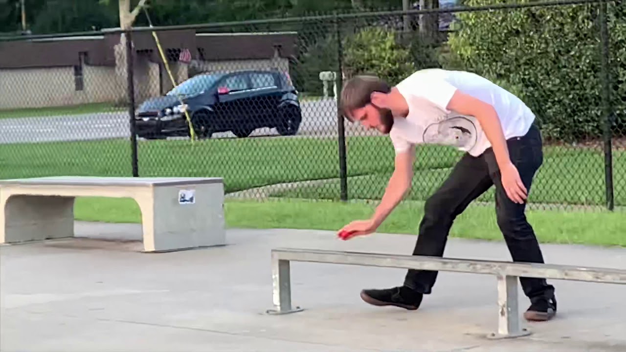 shredding the gnar - YouTube