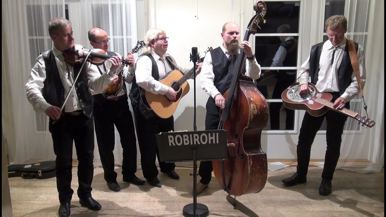 ROBIROHI (solist JURGIS KAŽJAVA) (2017)- В лесу родилась елочка (Meil ...