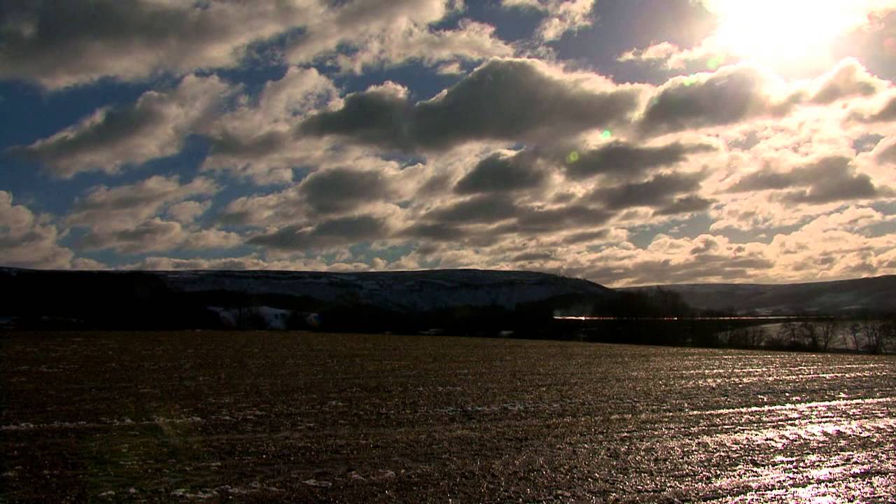 The Esk Valley Panorama with Class 66 No 66085 and No 66137 - YouTube