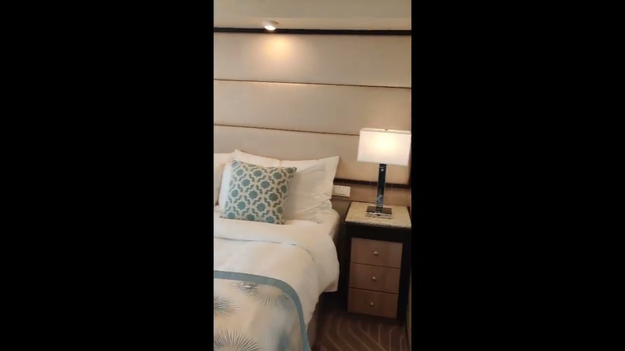 Enchanted Princess Penthouse suite D726 - YouTube