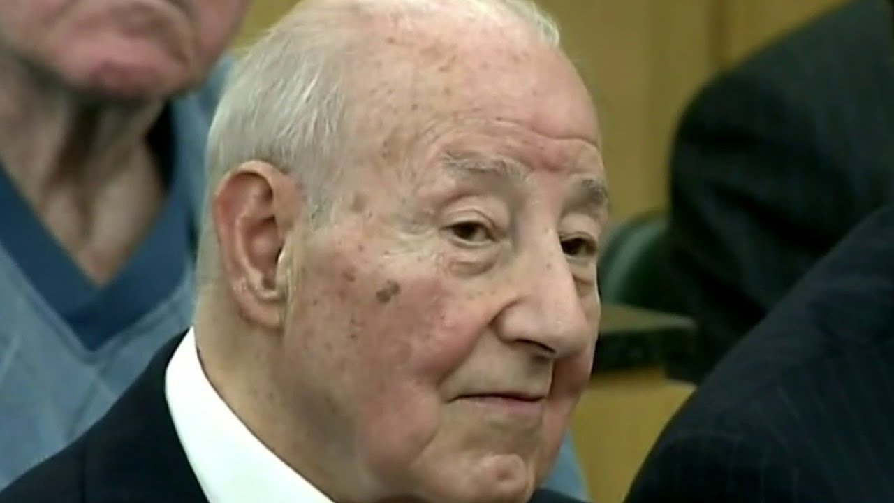 Ambassador bridge owner Matty Moroun dead at age 93 - YouTube