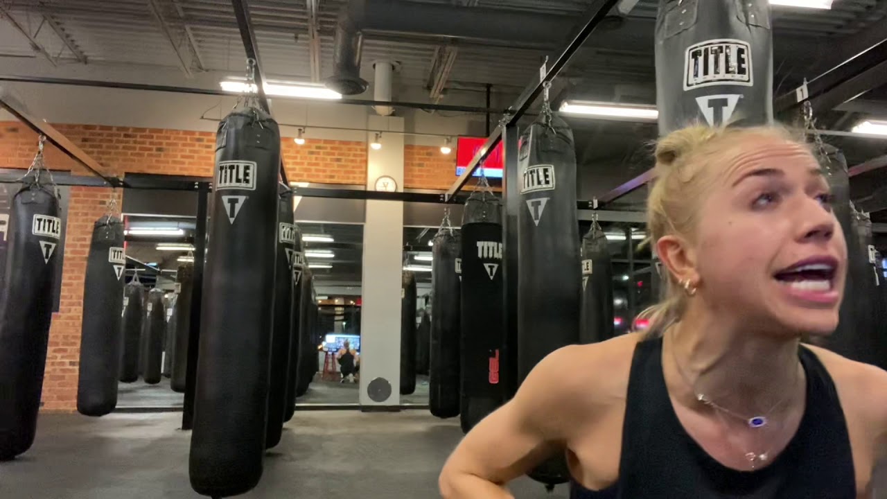 Boxing 45 w/ Coach Julia - YouTube