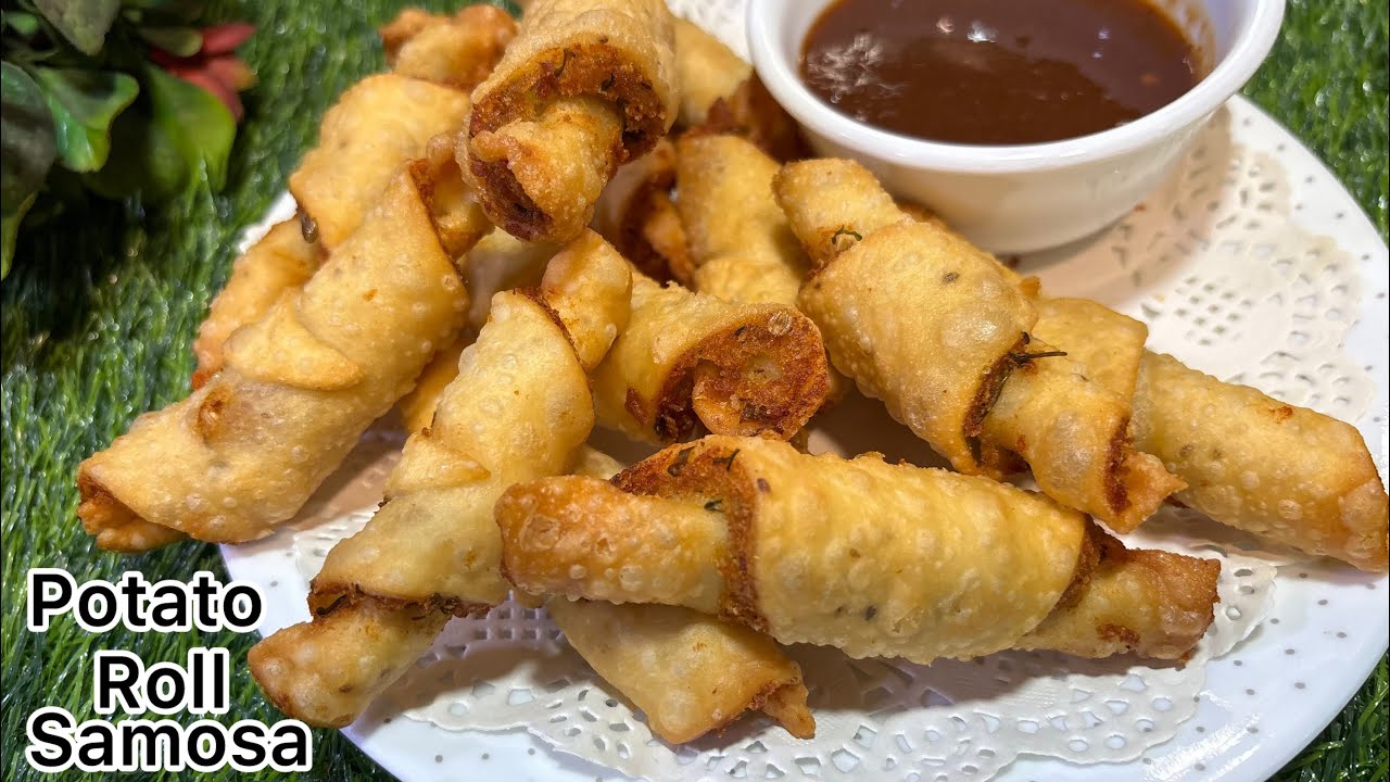 Potato Roll Samosa Recipe / Crispy Aloo Roll Samosa Recipe/ Desi ...