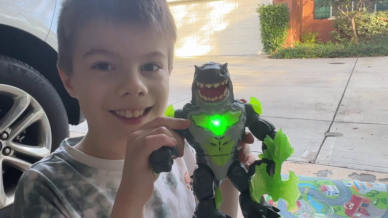 Beast Labs: Shark Beast Creator Unboxing and Review - YouTube