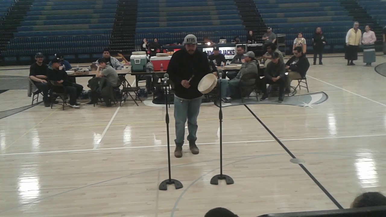 Brandon Quagon @ 2018 BHS Round Dance - YouTube