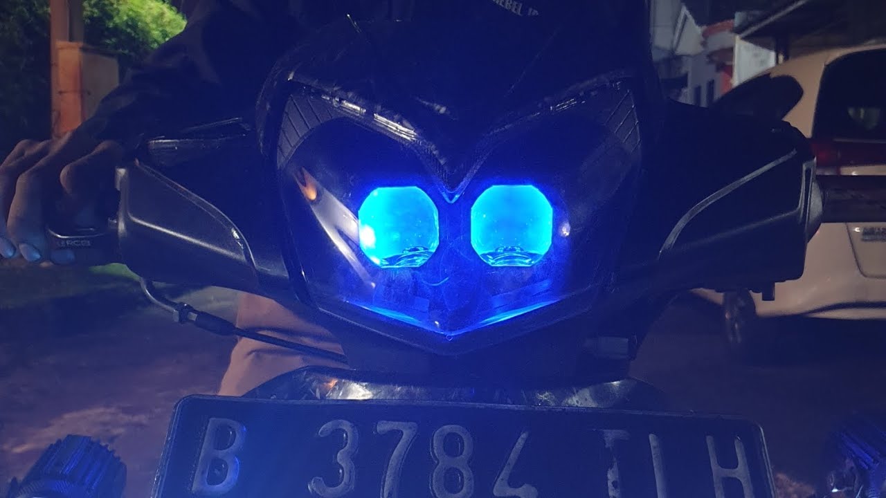 Honda Supra X 125 Batman - Double Matrix X1 - YouTube