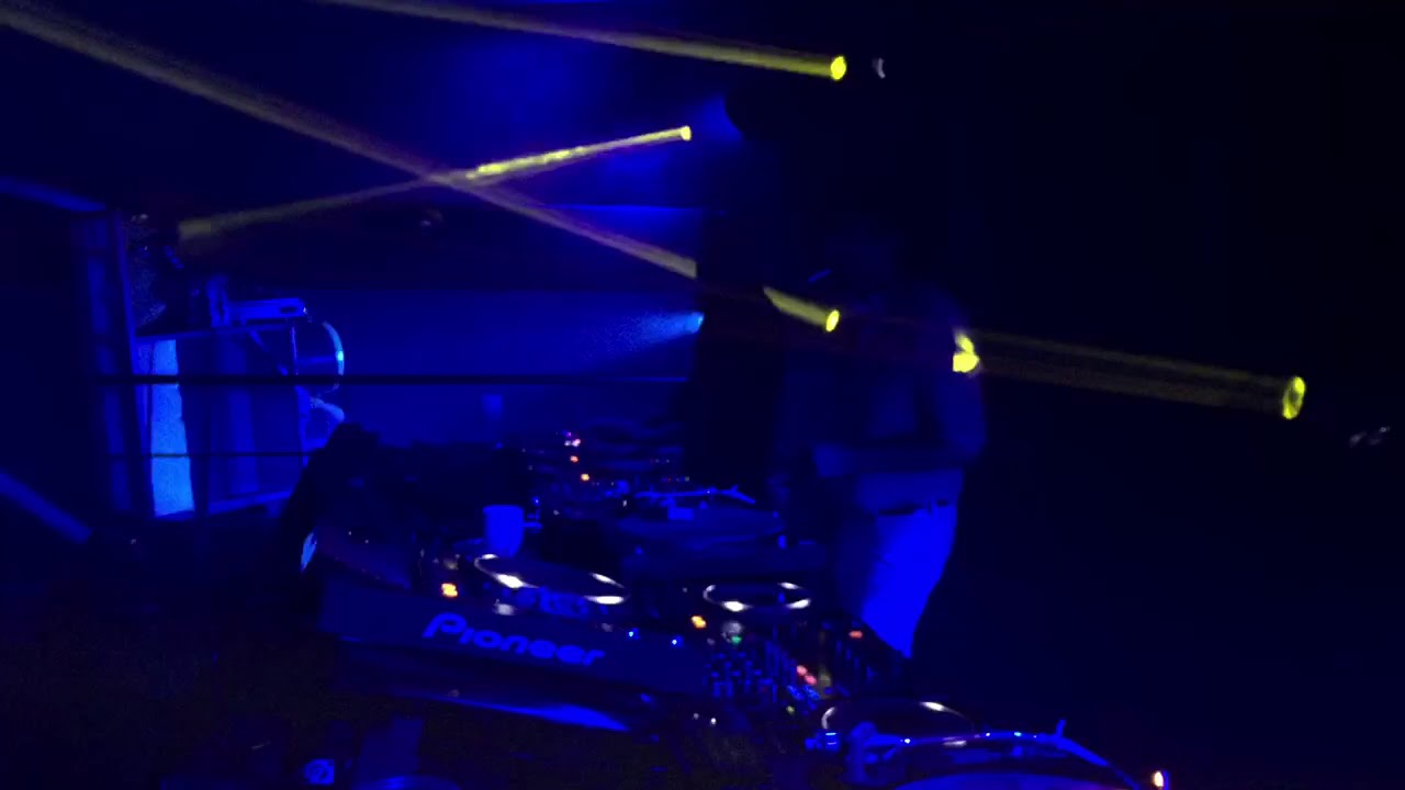 Cassius @ Le Petit Salon - Lyon - YouTube