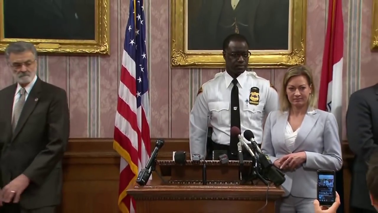 Cleveland Facebook Shooting - YouTube