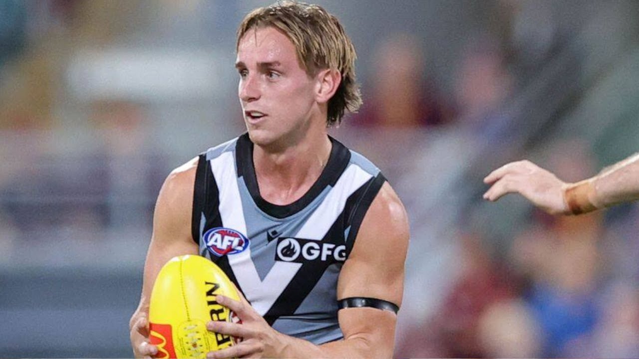Jackson Mead AFL Debut Highlights (10 Disposals, 3 Tackles) - YouTube