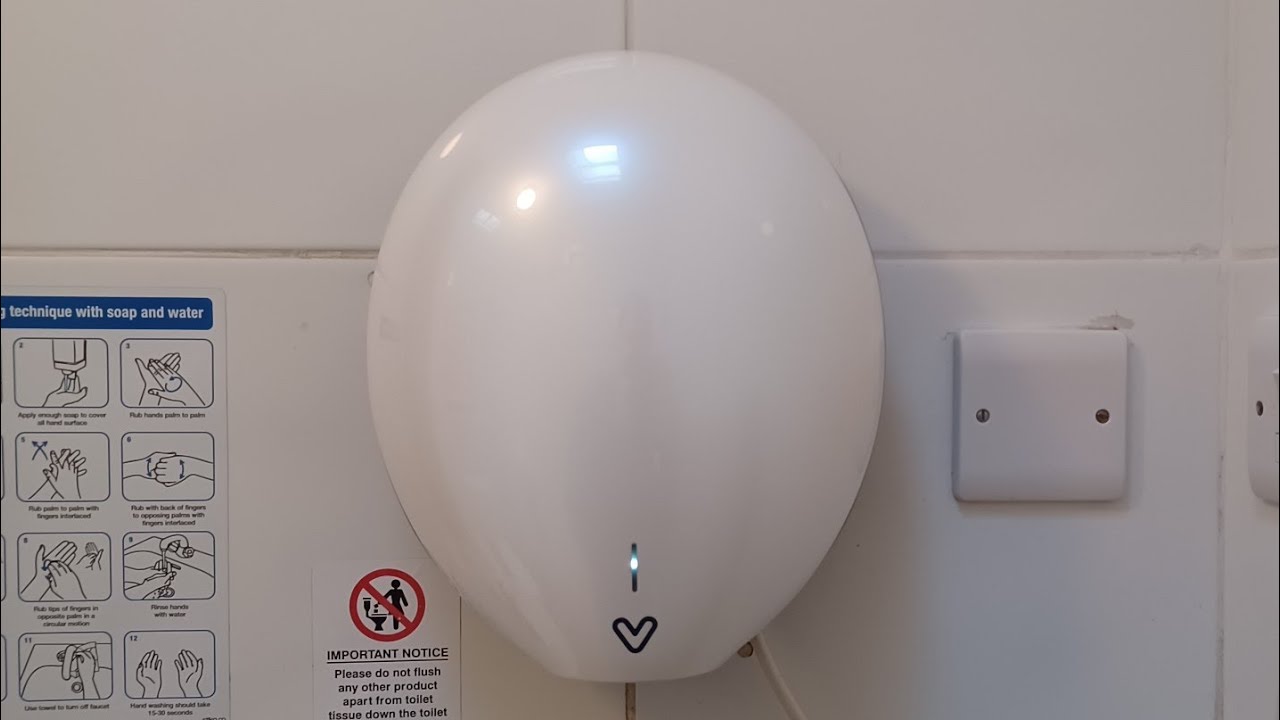 Velair Pebble mini hand dryer, Greenwood Tree Cafe 🚻🚼, Lyndhurst, New ...