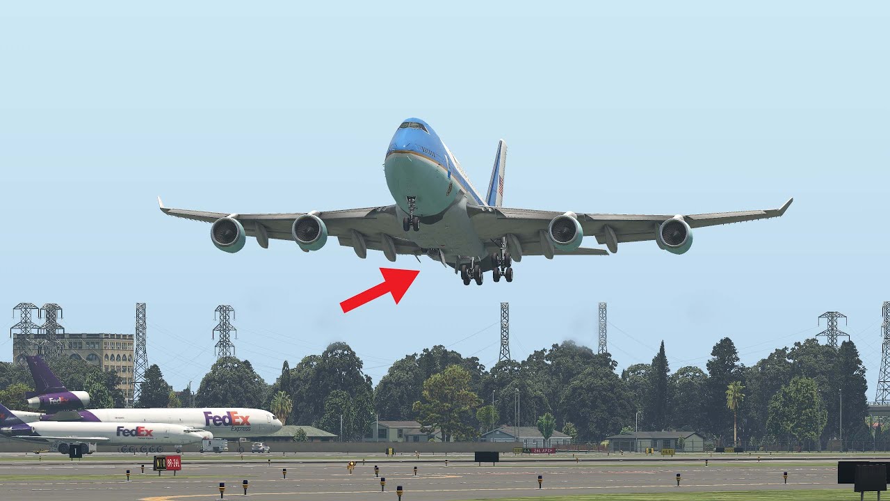 Pilot Lands Plane With Missing Landing Gear - YouTube