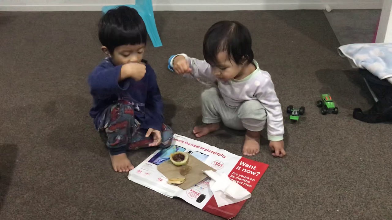 Raksa and Raksmey eat mini pie - YouTube