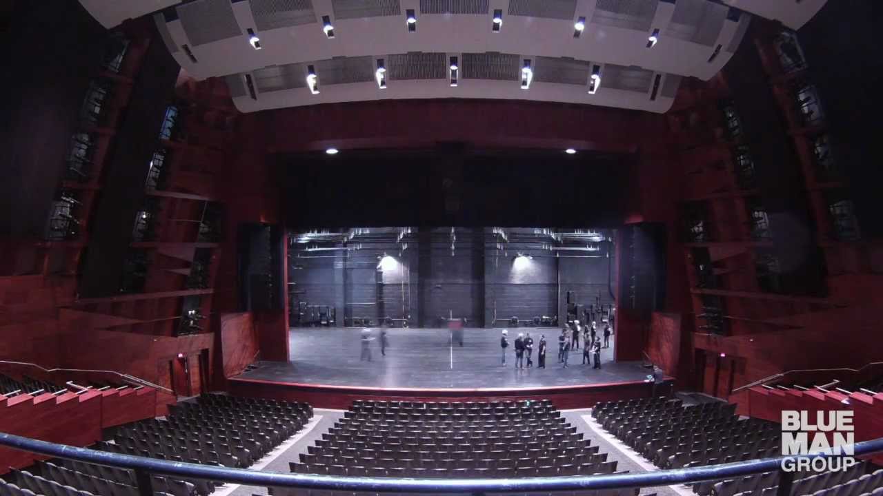 Blue Man Group North American Tour Time-Lapse Load-In - YouTube