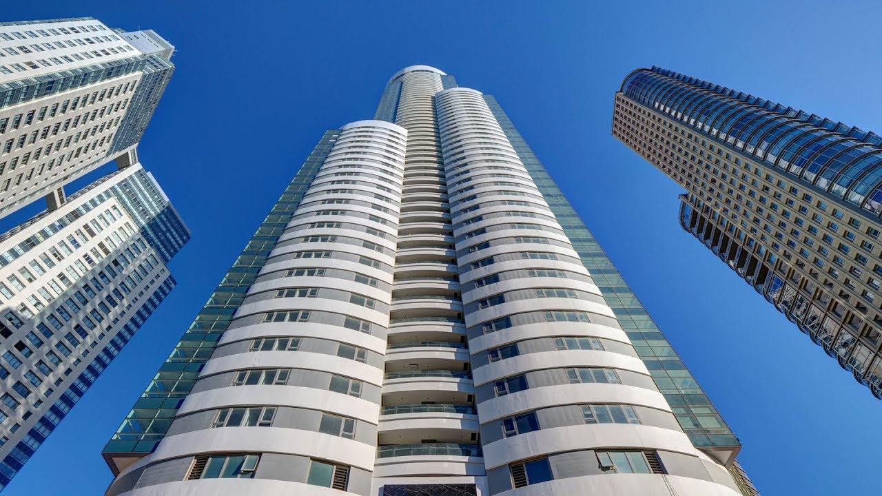 Alvear Tower: En la Recta Final - YouTube